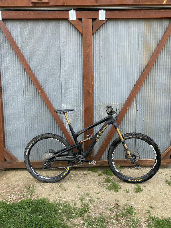 2019 27.5 Alchemy Arktos Medium For Sale