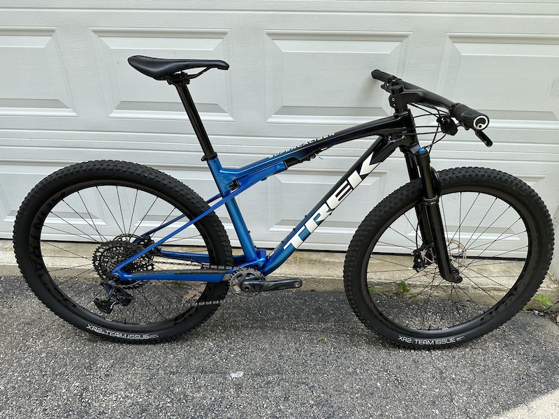 2022 Trek Supercaliber 9.8 Large For Sale