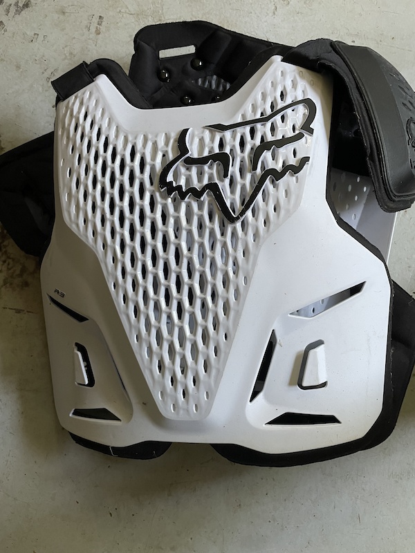 2021 Never used FOX Chest guard For Sale