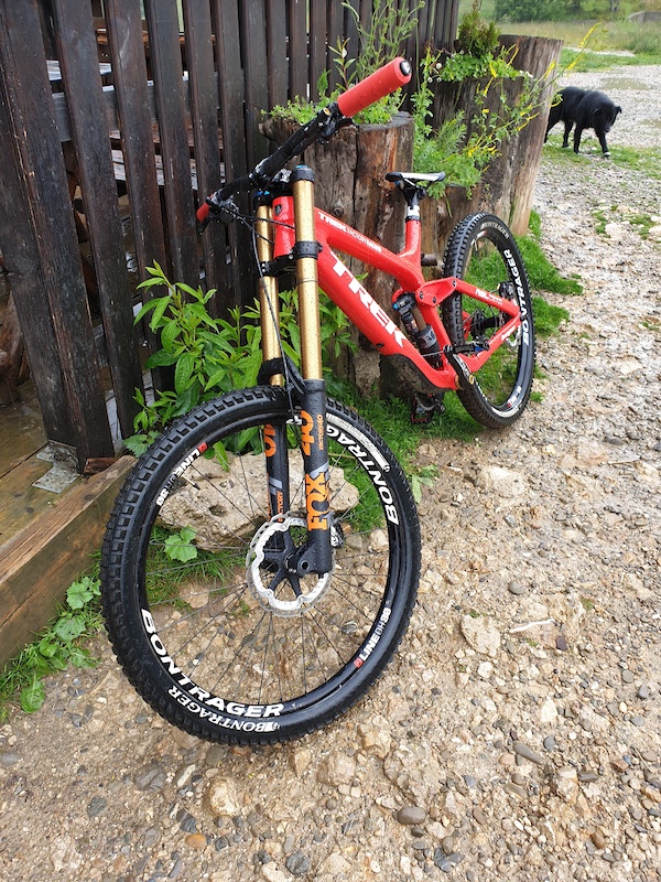 2020 Trek Session 27.5 - Ex Gee Atherton Race Bike For Sale