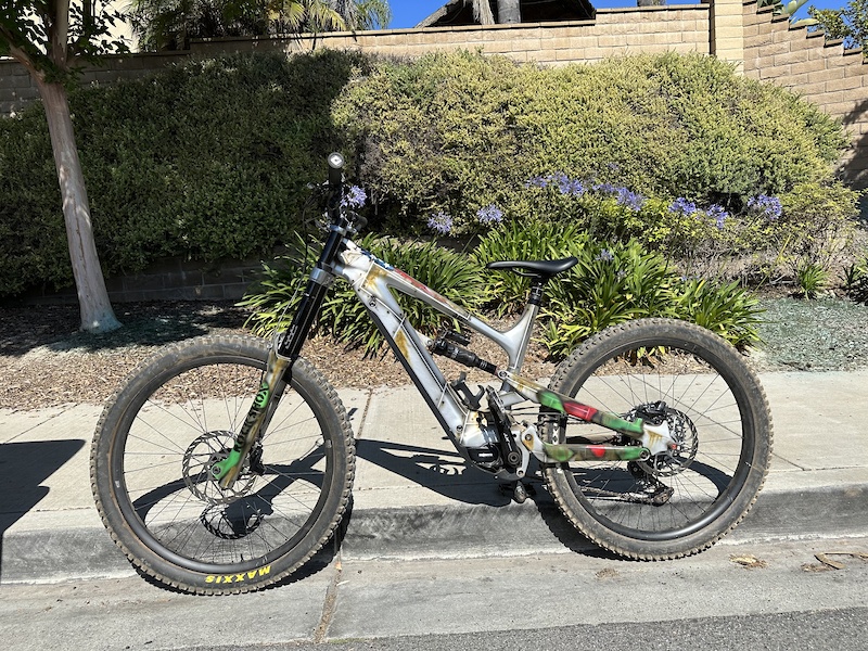 2021 YT Decoy Carbon For Sale