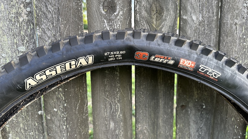 Maxxis 27.5 Tires (Lightly Used) Assegai Recon DHR II For Sale