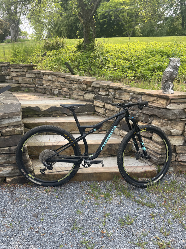 2022 Orbea Oiz H30 Med 29er w/ race wheels For Sale