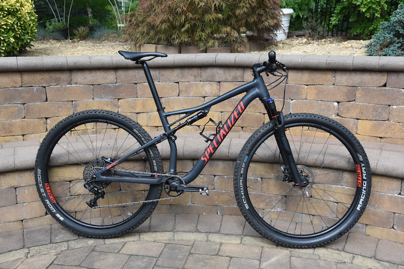 2018 Med Specialized Epic Full Suspension Bike For Sale