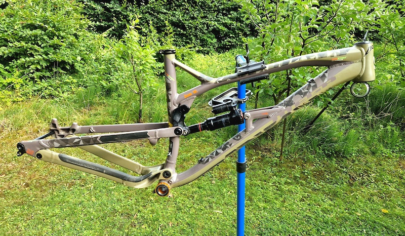 2018 Nukeproof Mega 290 Factory Frameset L For Sale