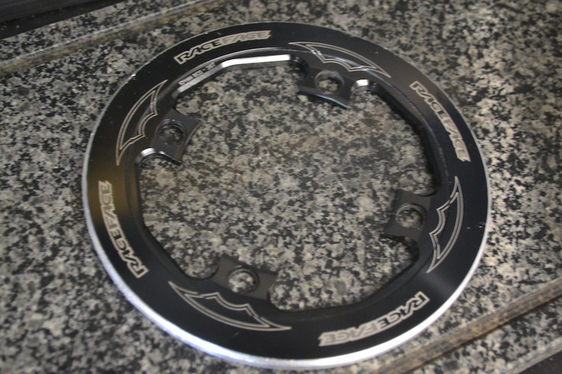 *Raceface alluminum bash guard 36T For Sale