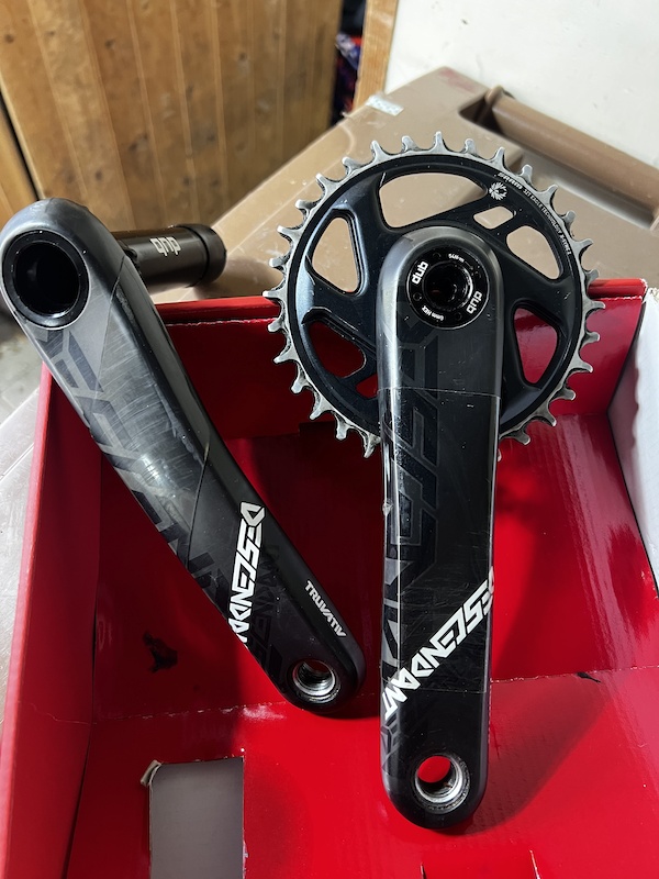 2023 Truvativ / SRAM Descendant 170mm DUB carbon cranks For Sale