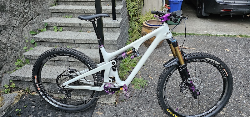 2022 Yeti SB140 Turq Custom For Sale