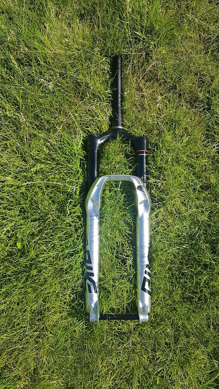 2022 Rockshox Pike Ultimate NEW SCU silver For Sale