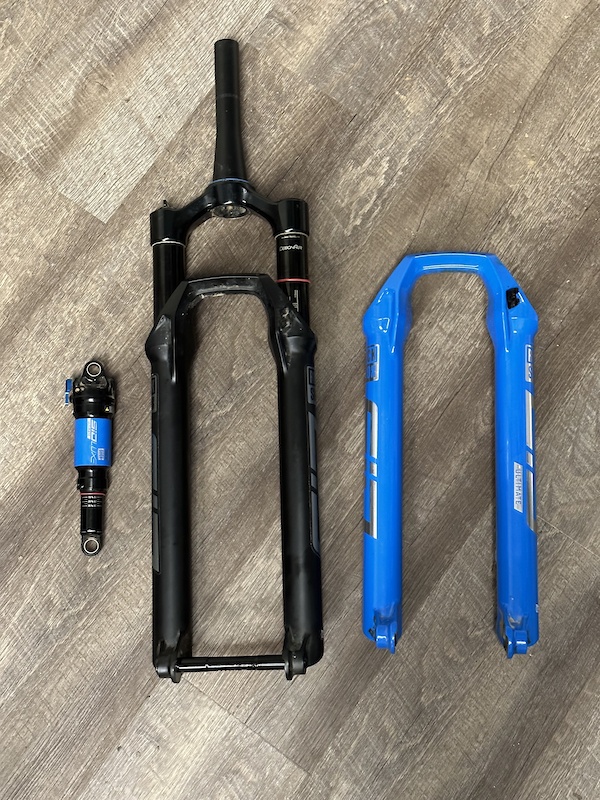 2020 Revel Ranger V1 frame fork shocks medium For Sale