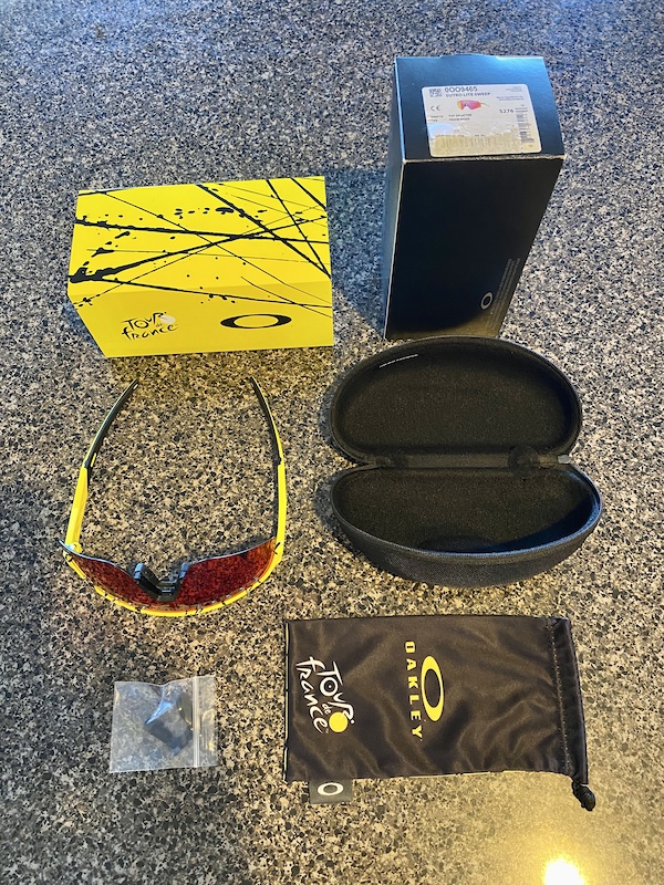 2023 Oakley Tour De France For Sale