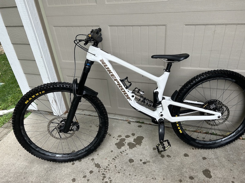 2023 Nukeproof Giga 297 Frame + Fork (fox 38) grip 2 For Sale