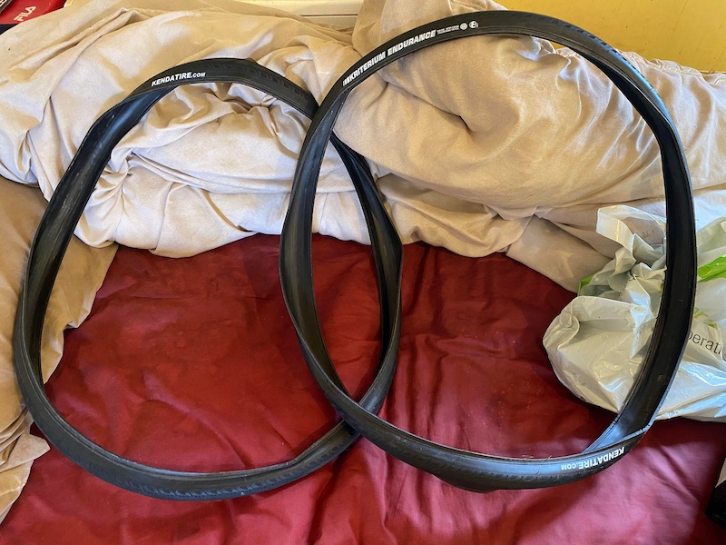 2023 Kenda Kriterium 700c x 25c Tyres 2x Tyres - Clincher For Sale