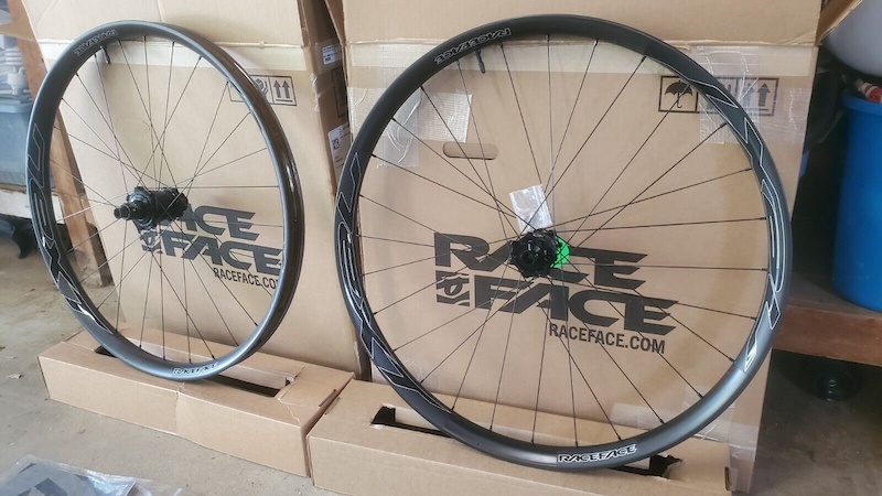 2023 Race Face Next R36 carbon 29" wheelset, ... For Sale