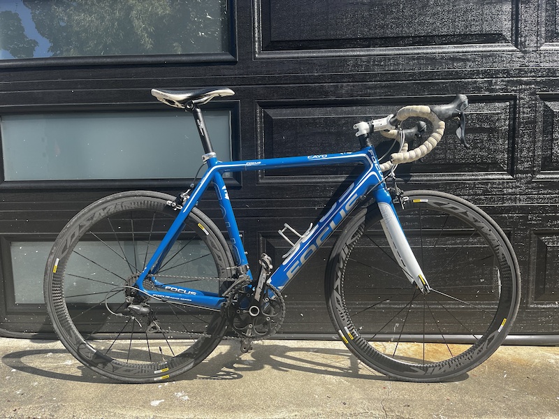 2016 Carbon Road Bike: Focus Cayo For Sale