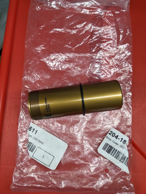 2023 Fox X2 Kashima Outer Body 21+ 7.875 x 2.0 / 2.25 For Sale