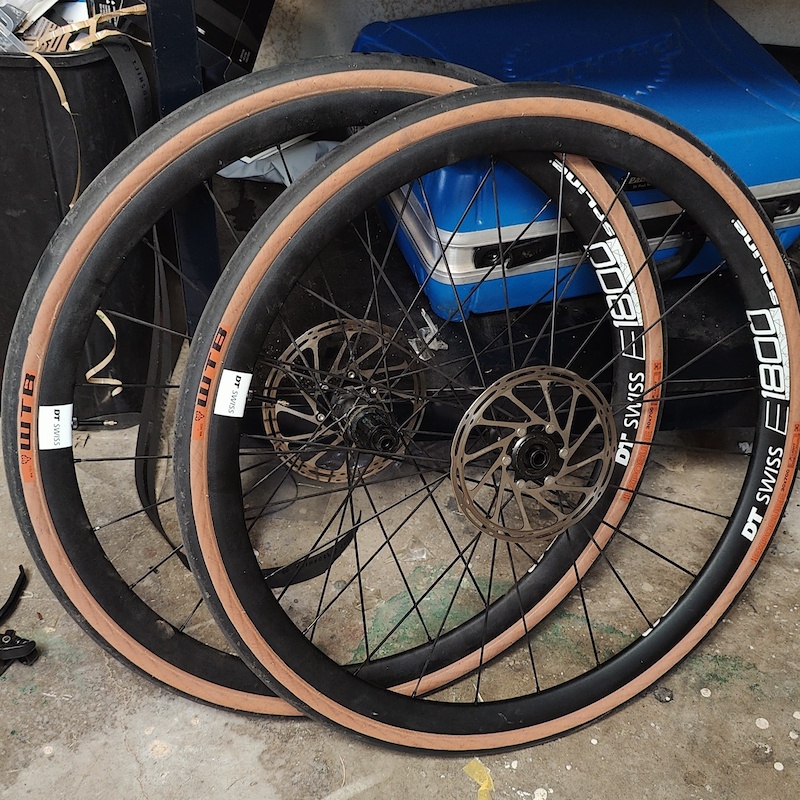 DT Swiss E1800 Spline wheels 700 For Sale