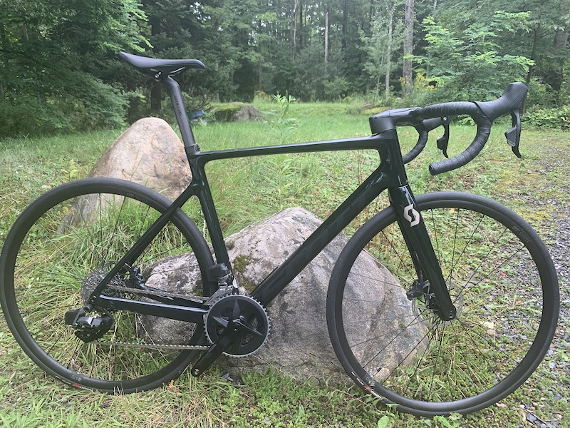 2022 Scott Addict RC Rival Axs For Sale