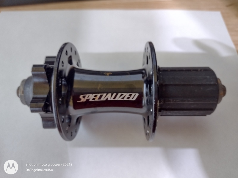 Specialized 32H 6-Bolt Disc 135mm Rear Bicycle Hub For Sale