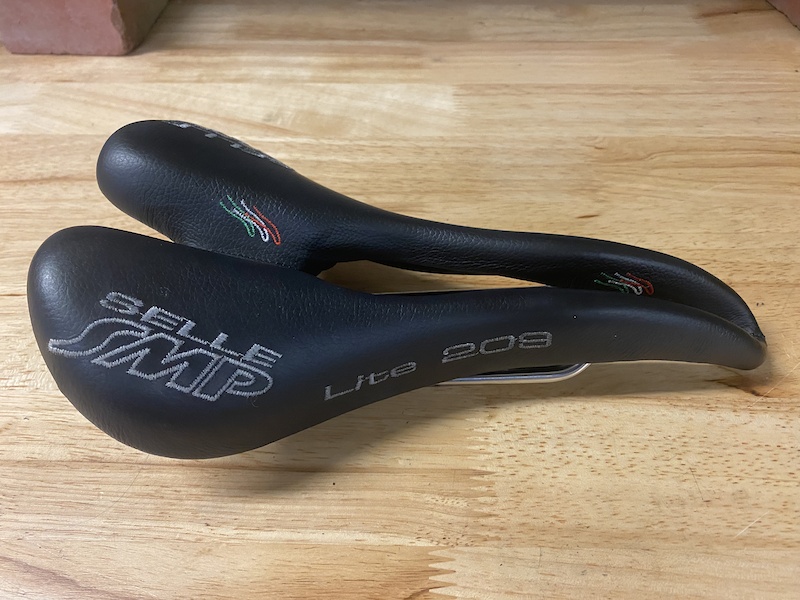 2022 Selle SMP Lite 209 Saddle For Sale