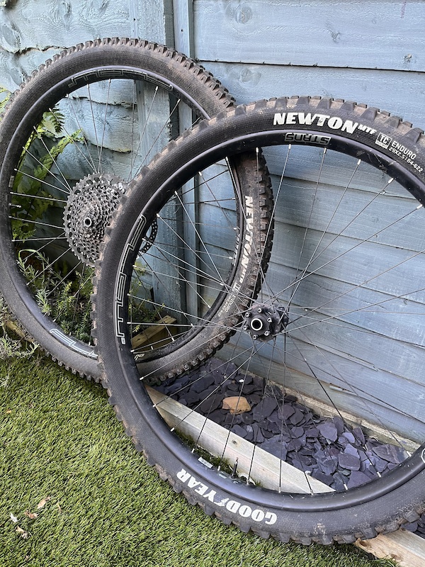 2021 STANS FLOW CB7 Carbon 29er Boost Wheelset For Sale