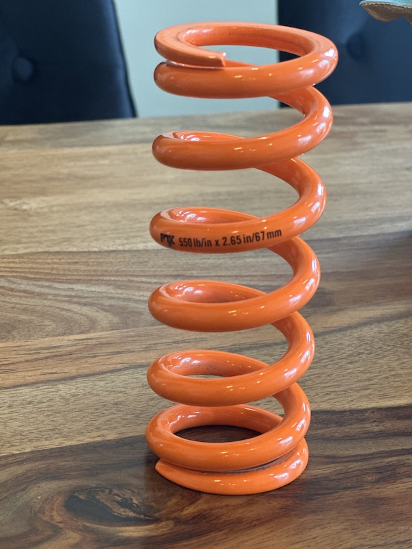 2022 Fox 550lb x 2.65in /67mm SLS Spring For Sale