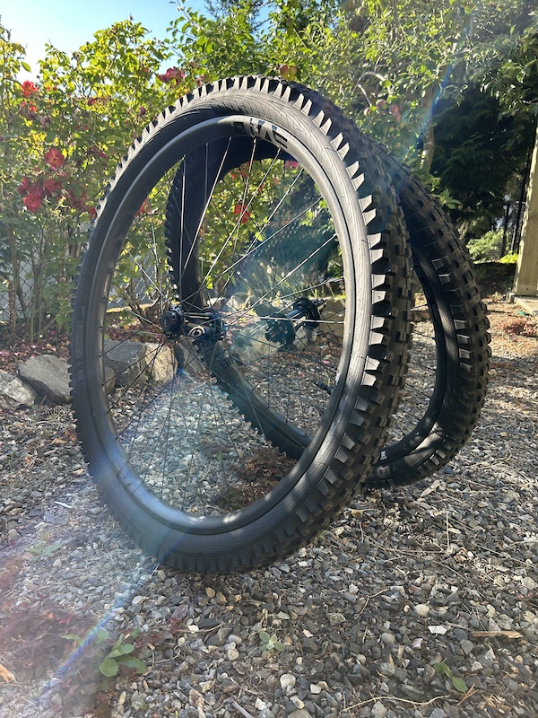 2023 Evil Loophole Carbon Wheels, Industry Nine Hydra Hubs For Sale