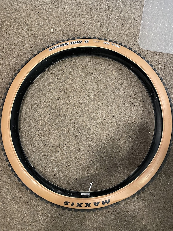2022 Maxxis tan wall DHRII Exo, TR For Sale