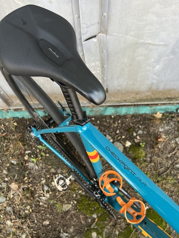 2021 Custom TREK Checkpoint ALR 61 cm For Sale