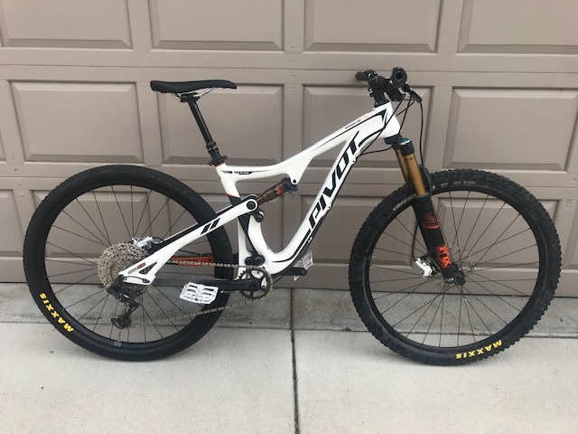 2017 Pivot Mach 429 Trail Pro Carbon For Sale