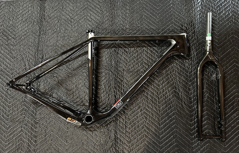 2020 Salsa Cutthroat frame V2 56 cm (large) and fork For Sale