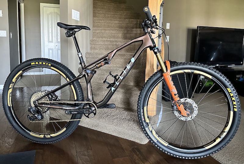 2023 ALLIED BC40 Ridewrap SRAM AXS w/ ENVE wheel For Sale