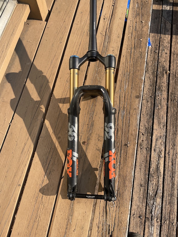 2020 Fox Factory 36 Grip 2 Excellent condition For Sale