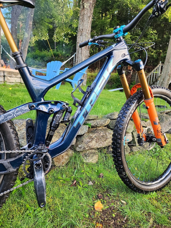 2021 Trek Slash M/L Carbon blue smoke frame For Sale