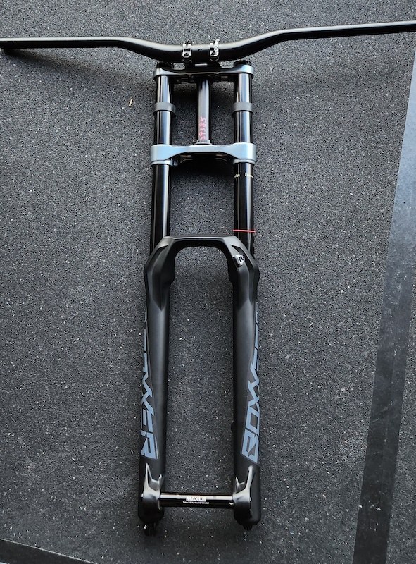 2022 RockShox Boxxer Select RC, DebonAir, 35mm chassis For Sale