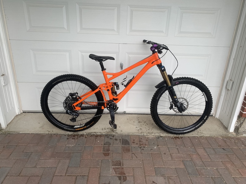 2022 banshee rune medium For Sale