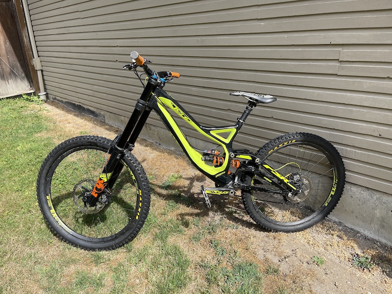 2014 Demo 8 - Full custom build For Sale