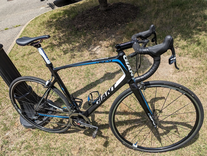 56cm Carbon Giant Defy For Sale