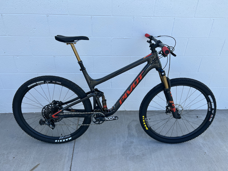 2022 Pivot Mach 4 SL For Sale