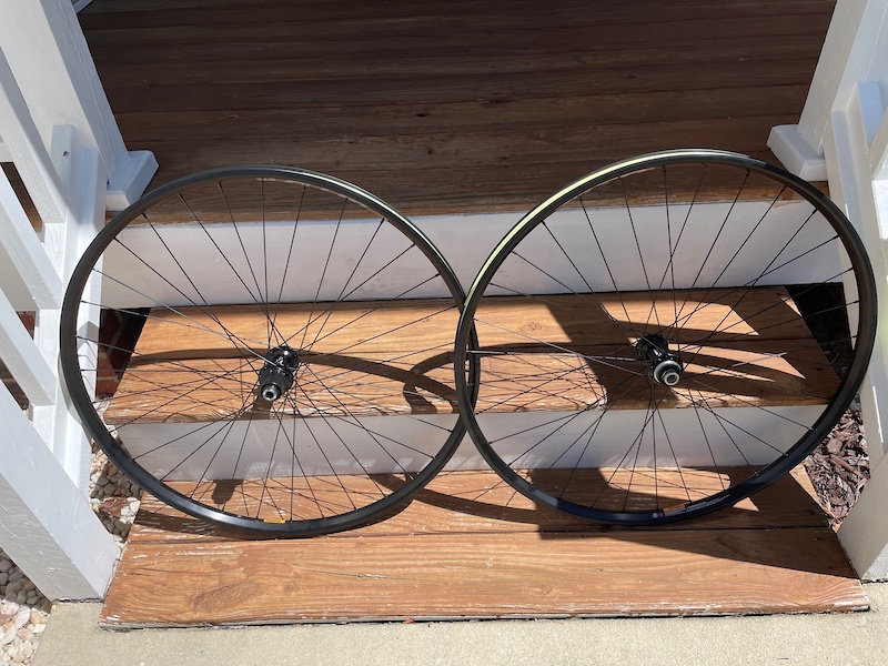 WTB i25 rims w/XT hubs For Sale