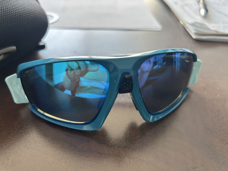 2020 Oakley Field Jacket sunglasses For Sale