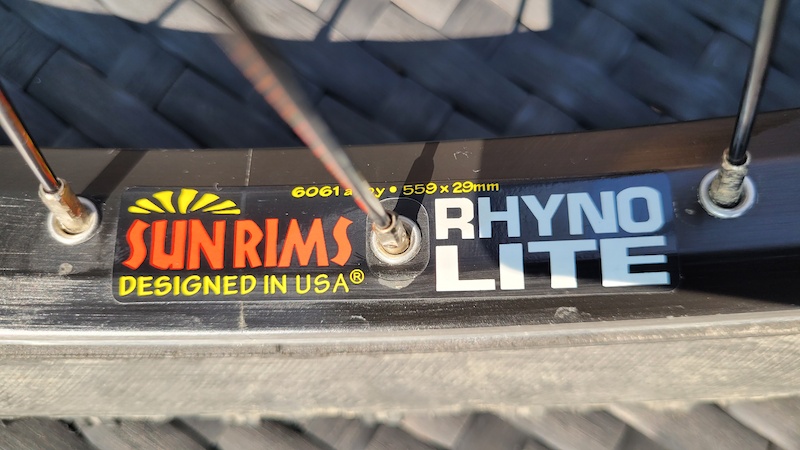 Sun Rhyno Lite DH retro front and rear wheels For Sale