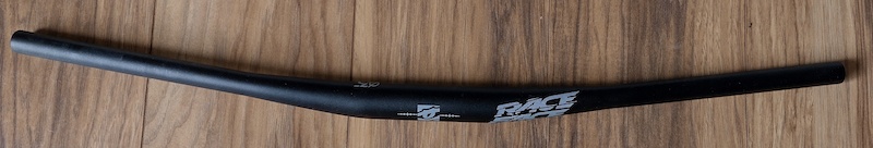 2023 Race Face Chester Handlerbars 780mm Wide 35mm Clamp For Sale
