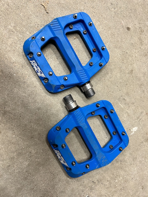2023 Race Face Chester Composite Pedals Blue For Sale