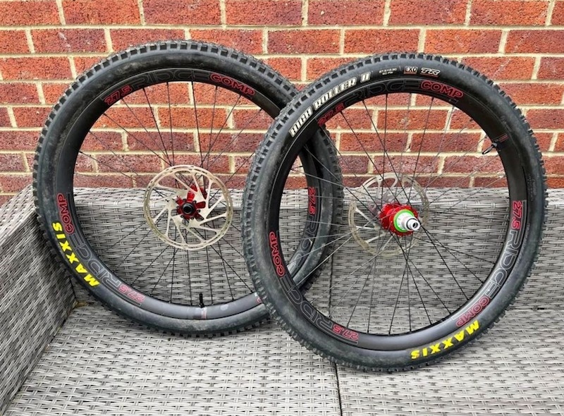Ridge carbon wheels on Hope Pro 4 hubs For Sale
