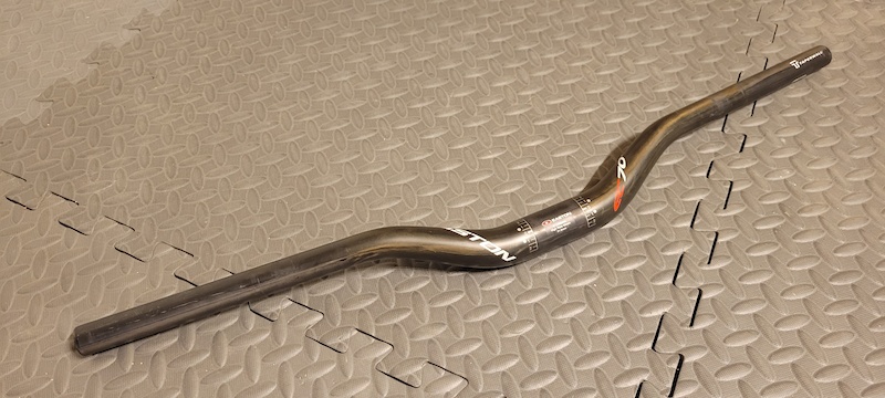 Easton EC70 XC Carbon MTB Riser Bar 685mm 31.8mm For Sale