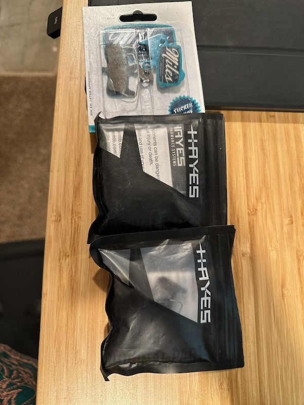 2022 NEW: Hayes Dominion Brake Pads - 3 Sets For Sale