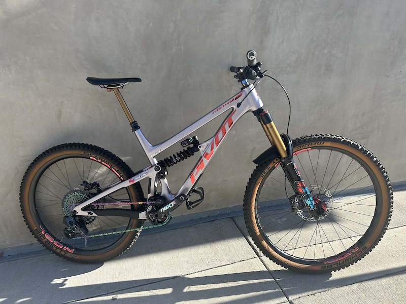 2020 Pivot Firebird For Sale