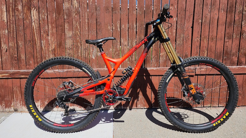2016 Large Commencal Supreme V4 For Sale