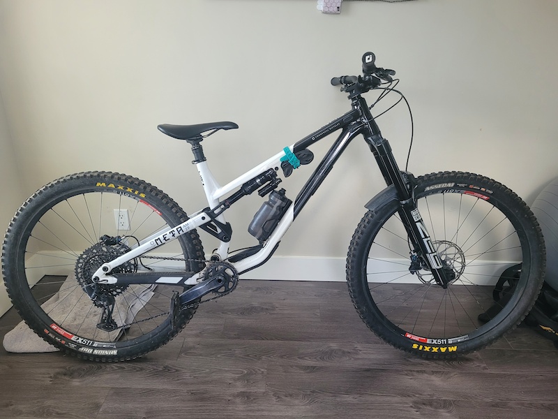 2021 Commencal Meta Team Edition Large For Sale